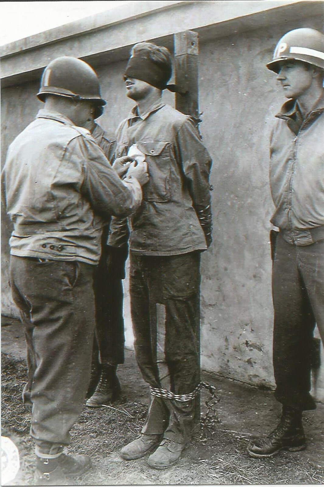 WW II Usa Photo ** German Spy - Firing Squad **** | eBay