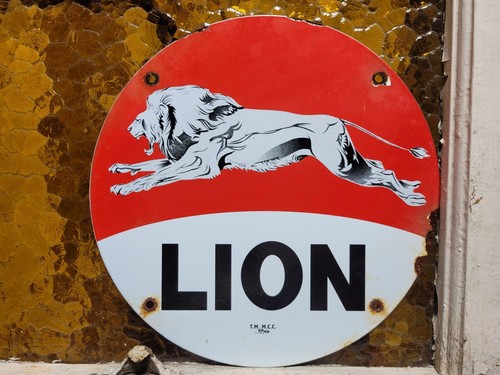 VINTAGE LION GASOLINE PORCELAIN SIGN OLD 1960 PETROLIUM FUEL OIL GAS ...