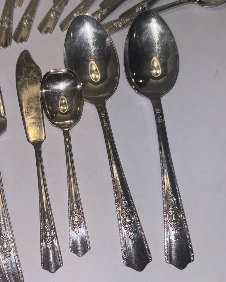Vintage Wallace Silver Harmony House Maytime 8 Place Silverware ...