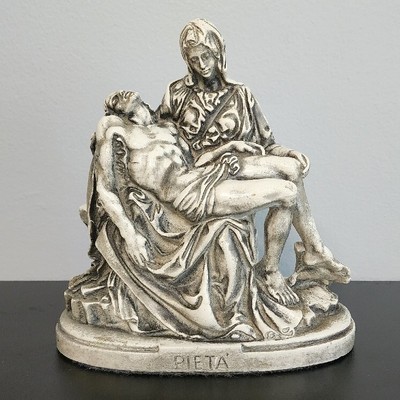 Statues & Figures - Pieta Jesus