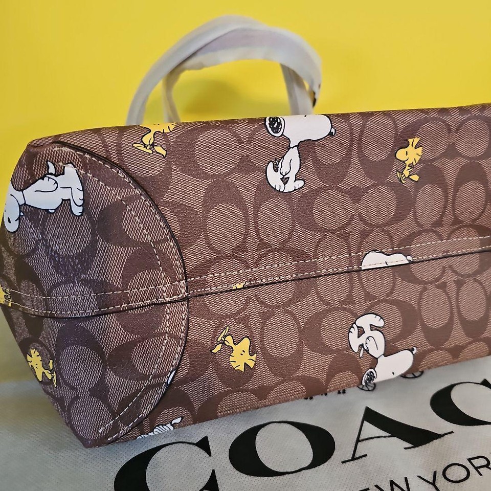 COACH x Peanuts Collaboration Tote bag CF-166 Khaki Redwood Multi from ...