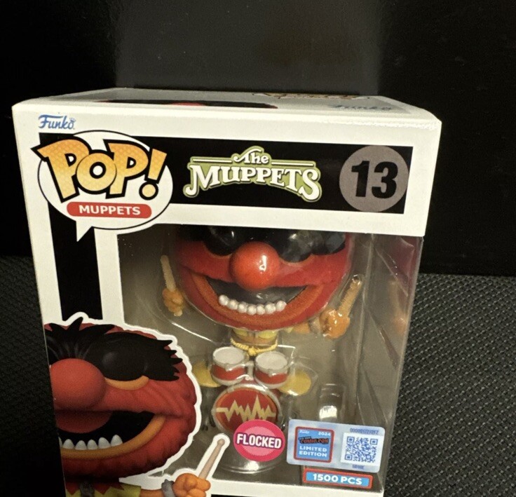 NYCC 2024 *OFFICIAL STICKER* FUNKO POP! THE MUPPETS - ANIMAL (FLOCKED ...