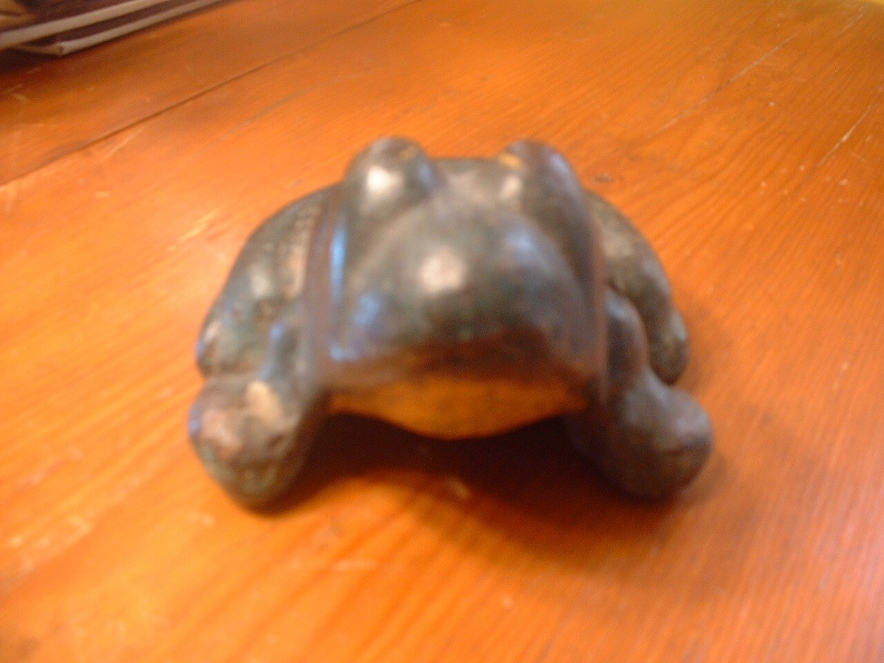 Antique 5Lb. 19ThC Cast Iron Ptd Frog Doorstop Garden Fountain #1 | eBay