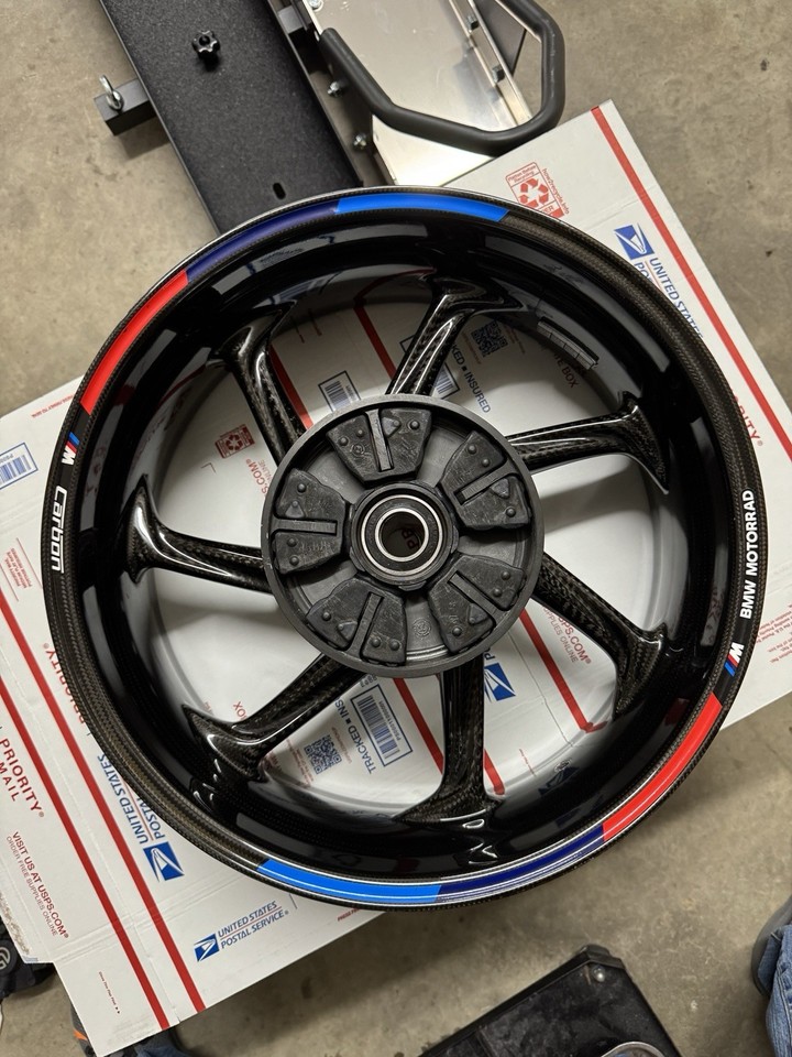 BMW S1000RR K67 REAR AND FRONT CARBON WHEEL 2020 2021 2022 2023 2024 ...