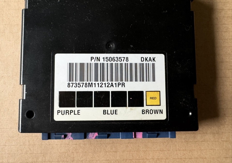 2000 01 02 ESCALADE Chevy Silverado BCM Body Control Module OEM ...
