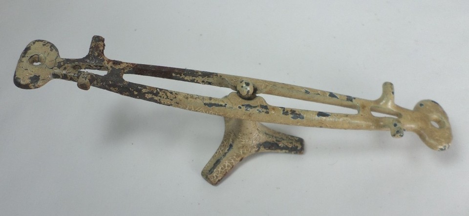 VINTAGE CAST IRON TEETER-TOTTER, ORIGINAL PAINT - toy | eBay