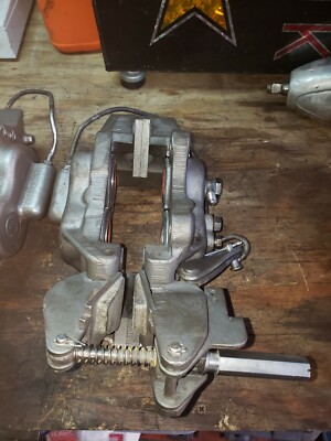ROLLS ROYCE REAR BRAKE CALIPER SHADOW, WRAITH, CORNICHE I REBUILD YOUR ...