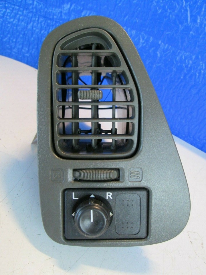 96 97 98 99 00 QX4 PATHFINDER LEFT DRIVER SIDE DASH AIR VENT MIRROR ...