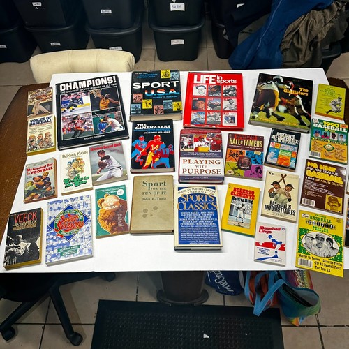Lot of 27 Vtg Books on Baseball Football greatest players Champions ...