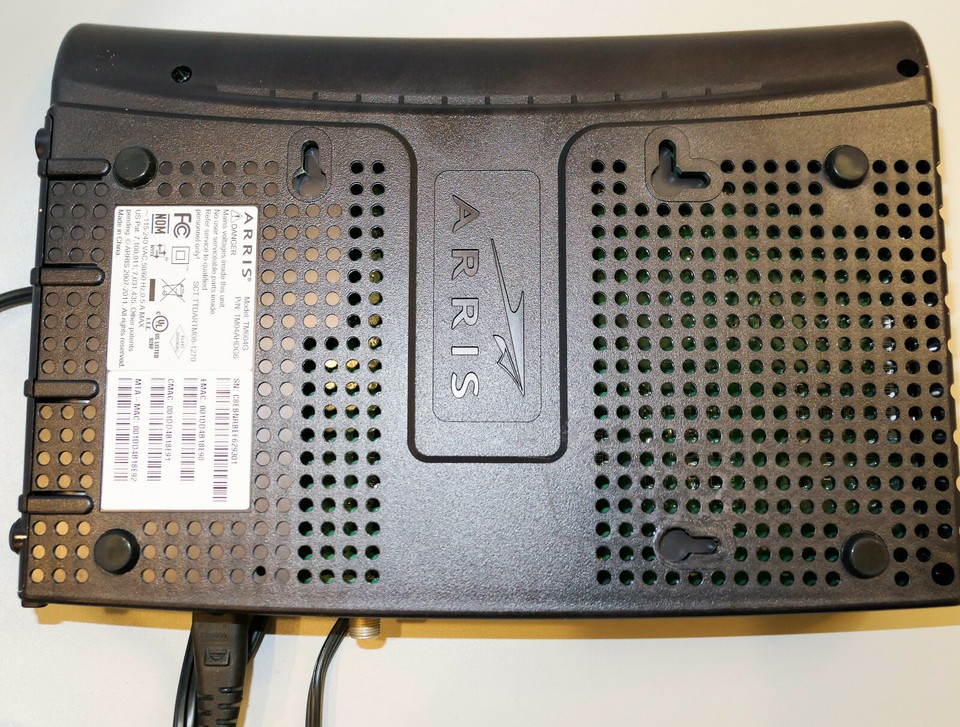 Arris TM604G 4 telephone port +Docsis 2.0 Cable modem w/ battery back ...