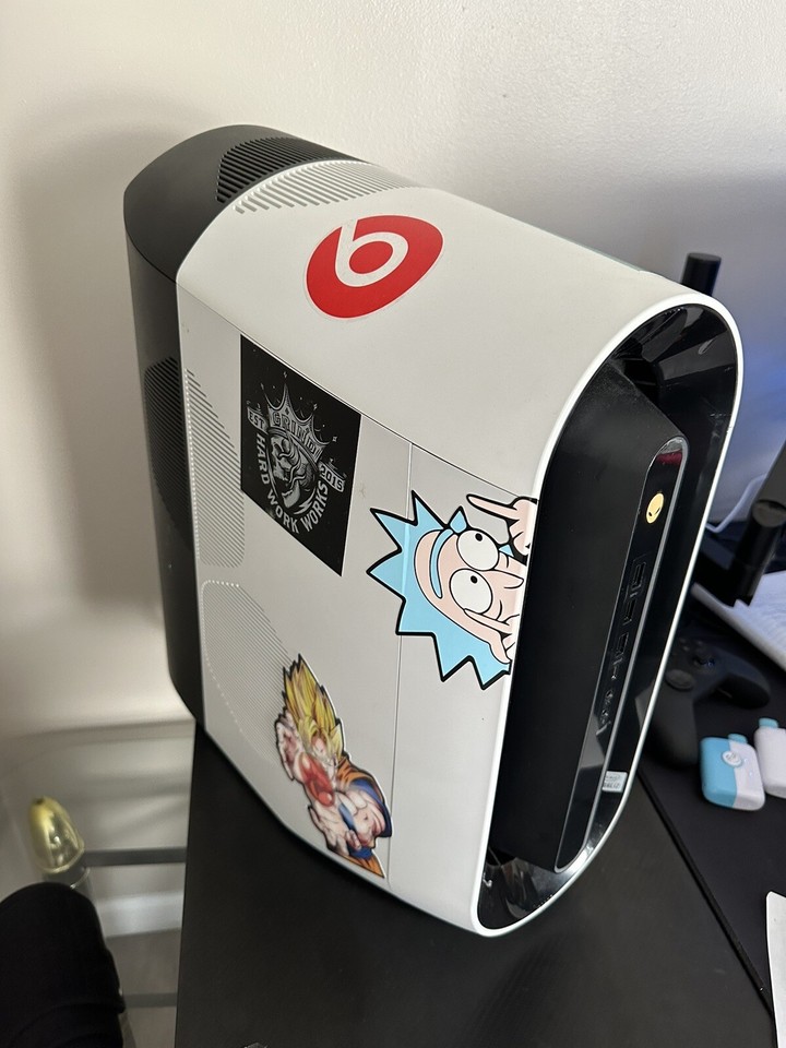 Alienware - Aurora R11 Desktop - Intel Core i7 - 16GB RAM - RTX 2080 ...