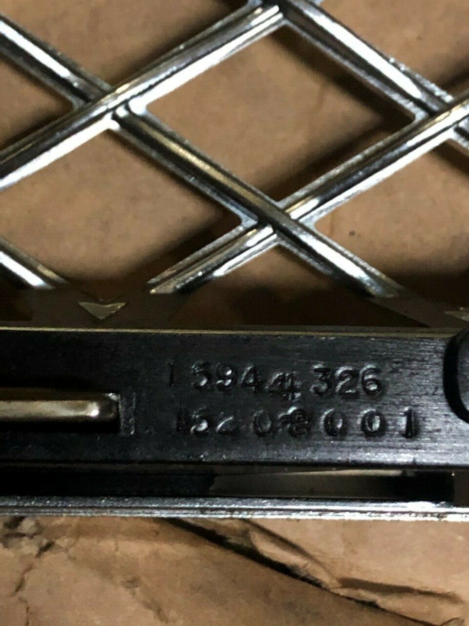 2009-2014 Chevrolet Avalanche Suburban Tahoe Front Lower Grille OEM ...