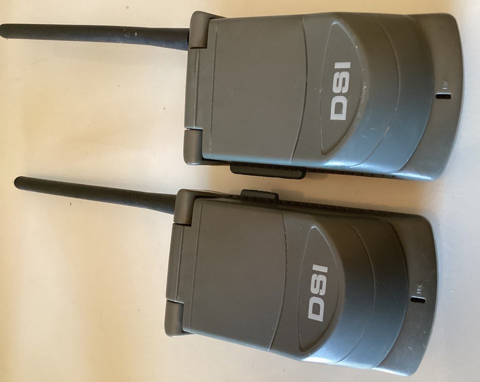 DSI Digi-Tech Flip Phone Toy Fun Walkie Talkies DSI B4GEA-217 (Lot 2 ...