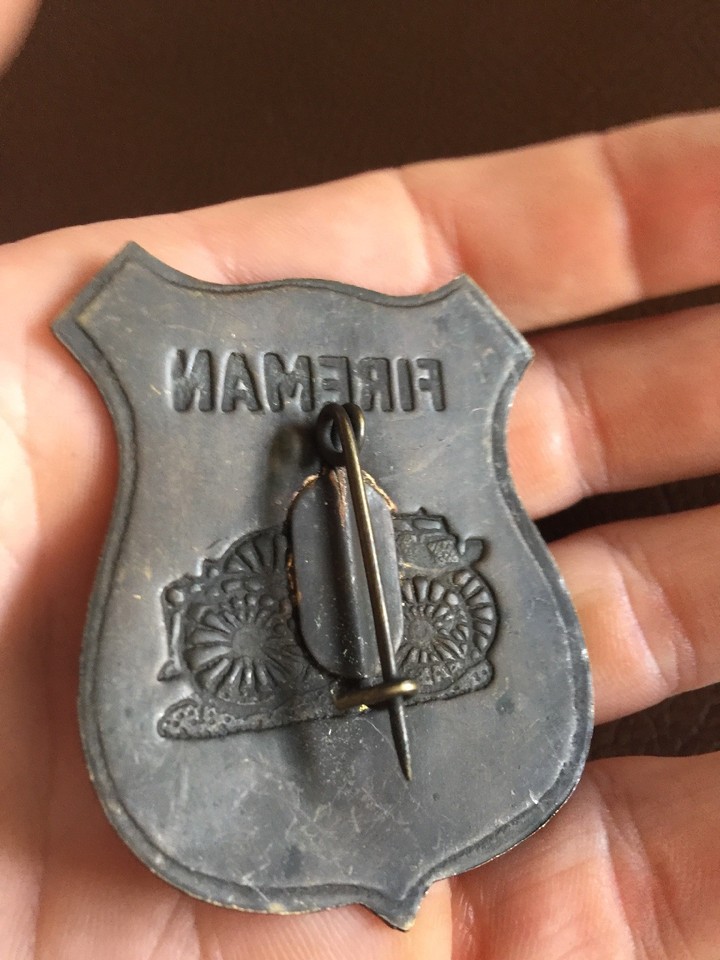 Fireman Fire Chief Pin Firefighter Epaulette Collector BRASS Department ...