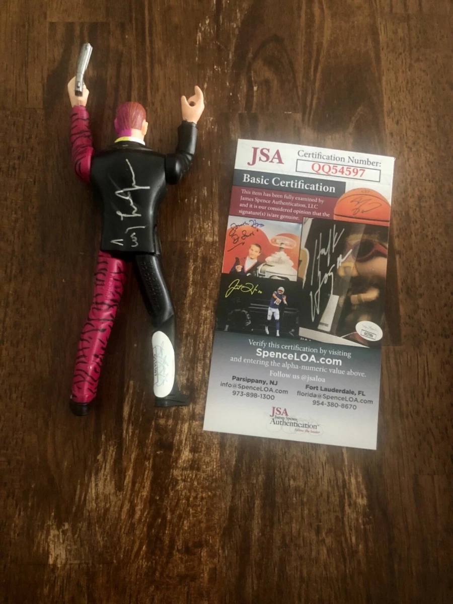 Tommy Lee Jones Autograph