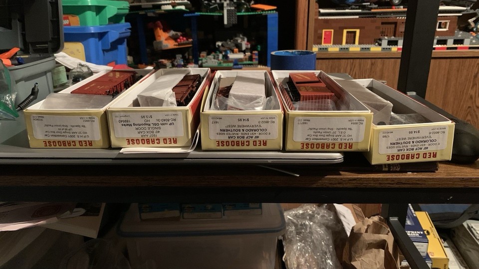 Ho Scale Red Caboose 1950s 5 Car Kit Lot | eBay