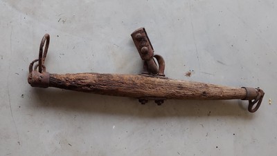 Primitives - Single Tree Ox Horse