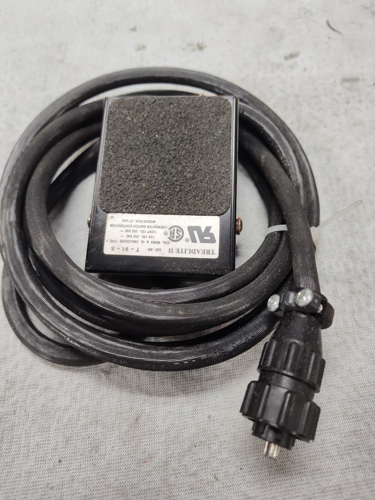 Linemaster Treadlite II Foot Switch Electrical Single Pedal 74994531284 ...