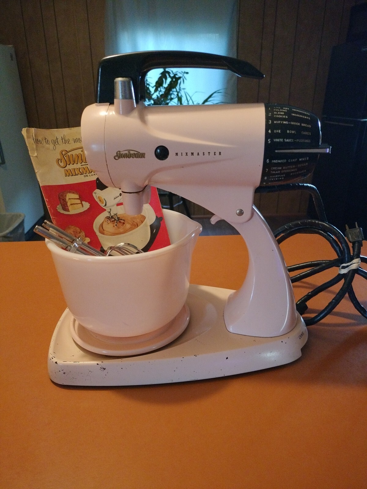 Vintage 1950's Pink Sunbeam Mixmaster Stand Mixer Pink With Beaters Sm ...