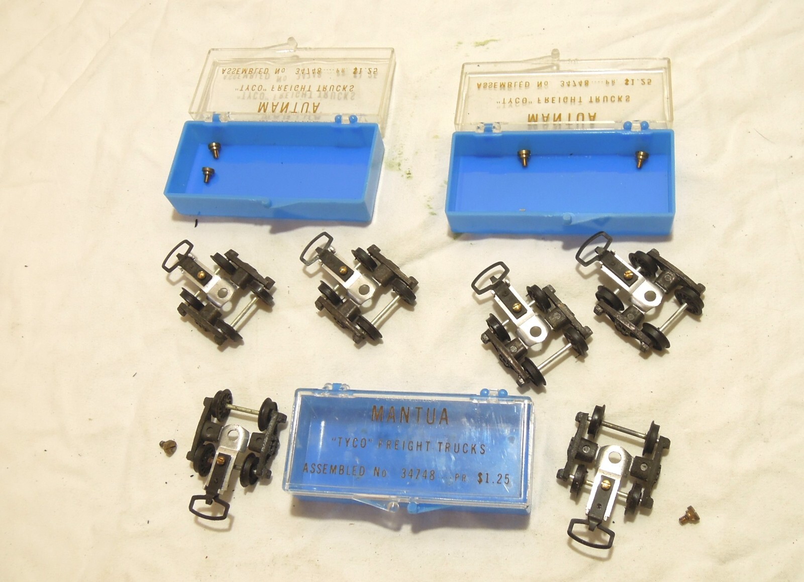 HO 3 pairs freight trucks metal Mantua 4-wheel talgo couplers #34748 ...