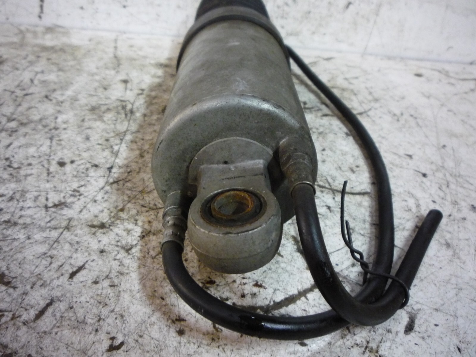 SUZUKI 98 - 04 1998 VL1500 INTRUDER REAR SUSPENSION SHOCK ABSORBER OEM ...