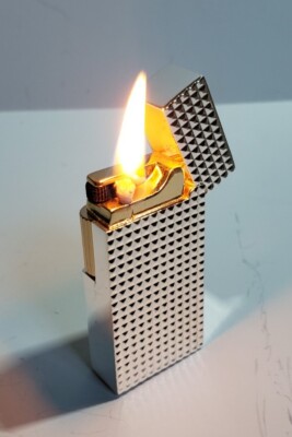 VINTAGE RETRO STYLE ROLLER LIGHTER Classic Retro Fuel Saving Lighter O ...