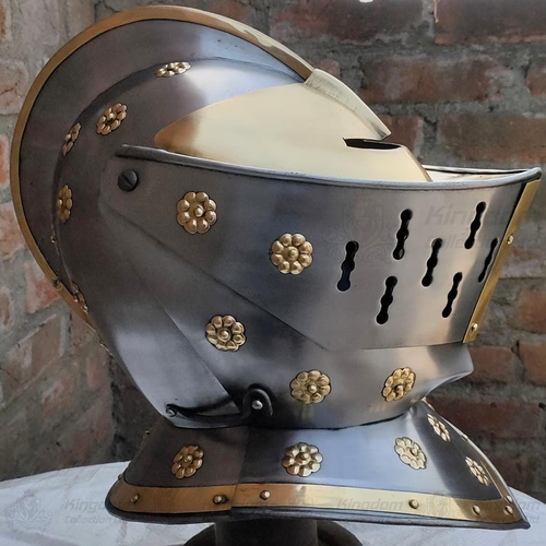 European Knight Helmet Medieval Knight Close Helmet with Brass Helmet ...