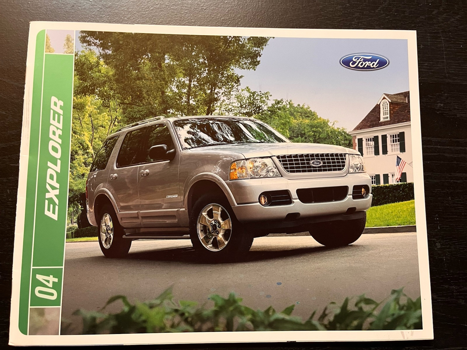 Original 2004 Ford Explorer Dealer Sales Brochure ~ 21 PagesのeBay公認海外通販 ...
