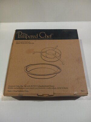 The Pampered Chef Nonstick Cake Pan Set With Bonus Checkerboard Insert ...