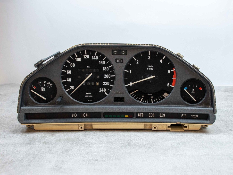 BMW E30 Instrument Cluster Check Light Voltmeter Add-On Mount Voltage ...