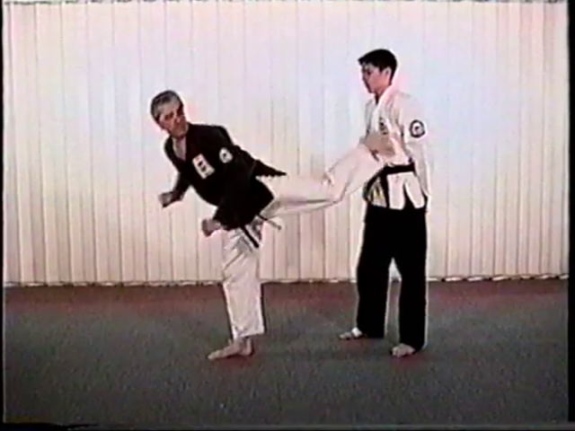REAL Street Self Defense Video - Easy Fight Secrets To Stop Large ...