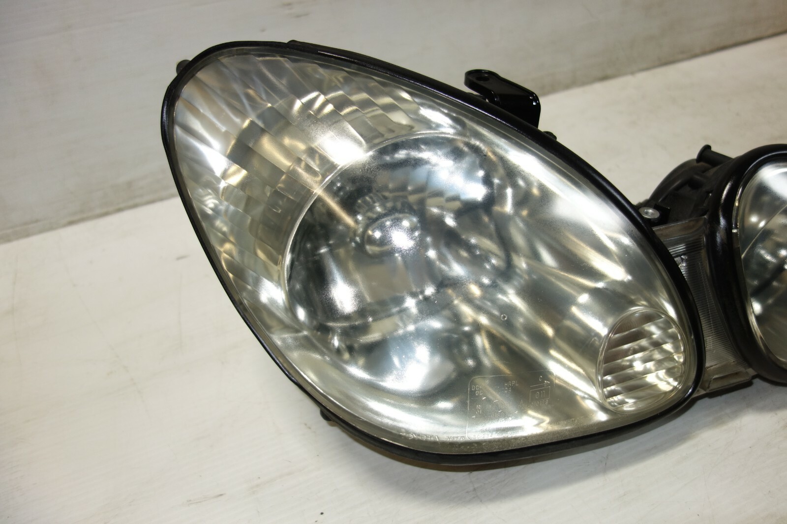 JDM Lexus GS300 Headlights GS400 OEM HiD Lamps Pair Left Right JZS161 ...