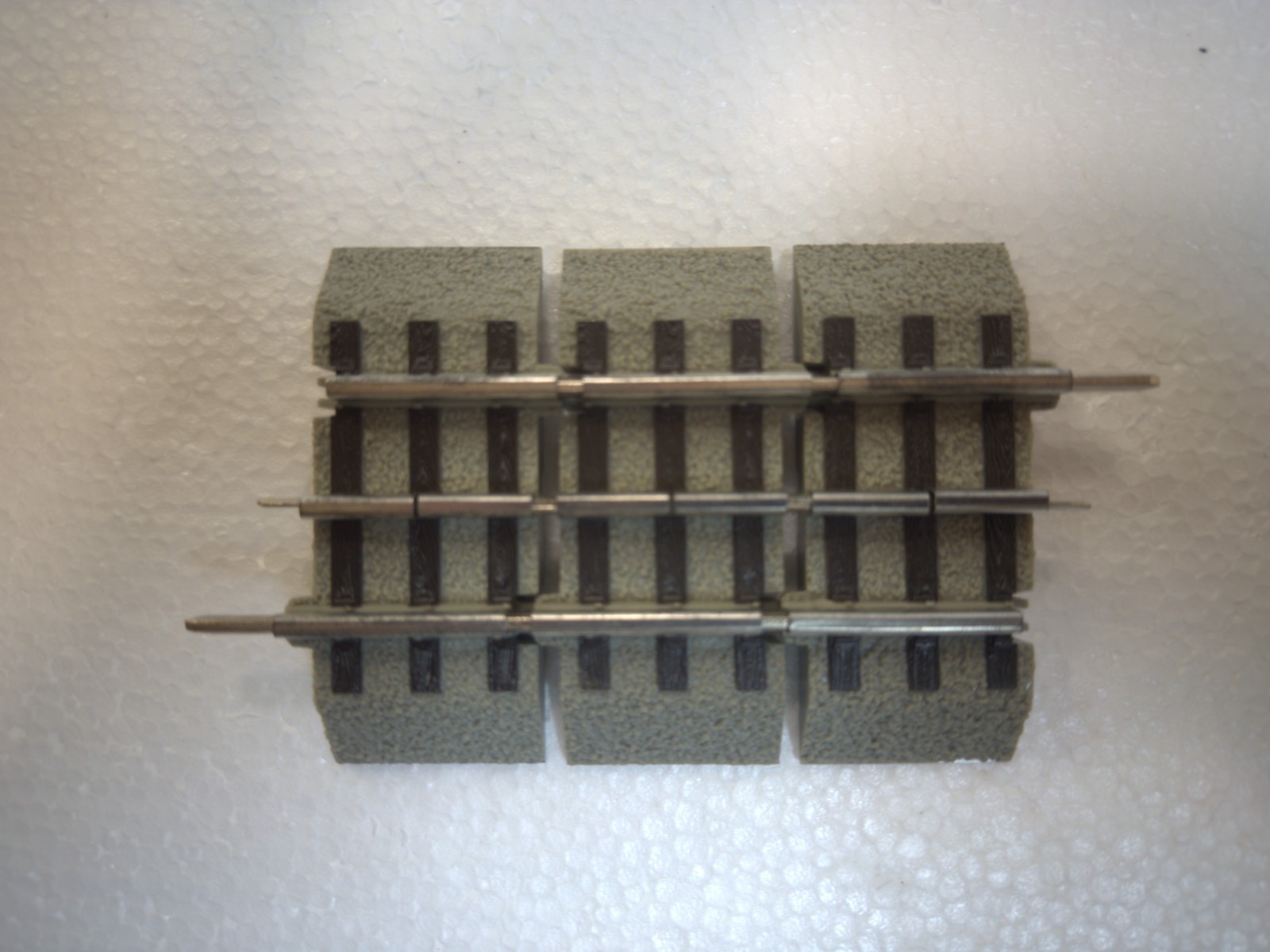 Lionel FasTrack 3 pieces 12073 - 1 3/8 Track Operational Power Break ...