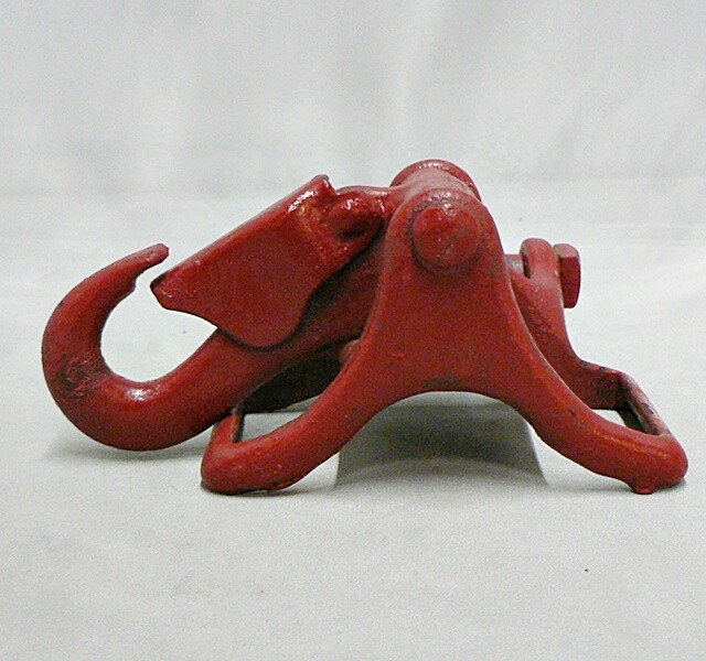 VINTAGE CAST IRON RAZOR STRAP HOLDER | eBay