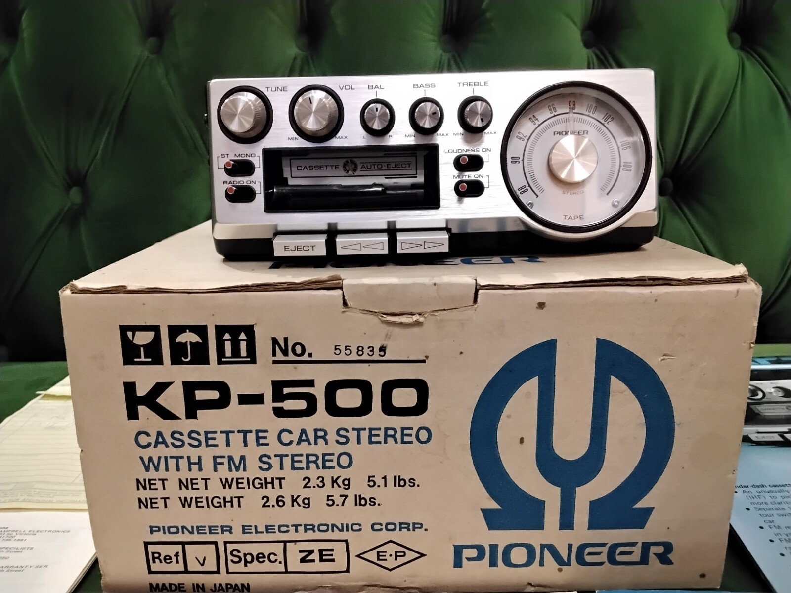 Help me out, gents. I’m looking for a 90s (80s?) head unit. Brand ...