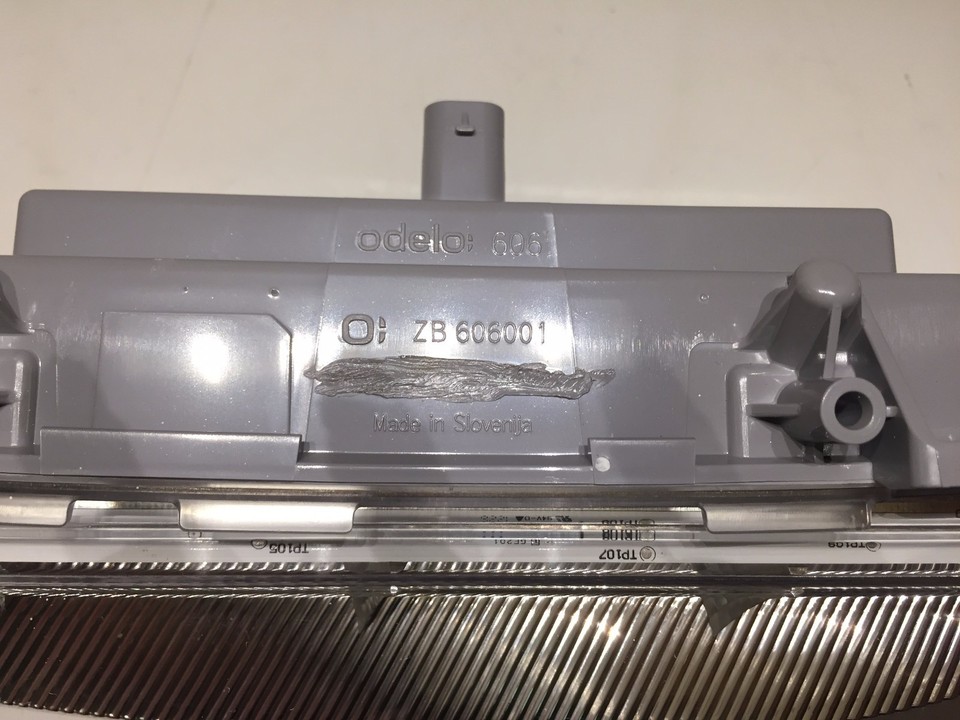 Mercedes Front Left Daytime Running Fog Light LED OEM ULO 2049068900/ ...