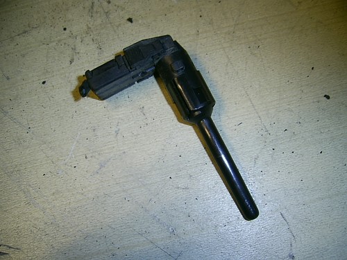 Mercedes-Benz W210 E 300TD Kühlmittelstand 2105450024 Sensor ...