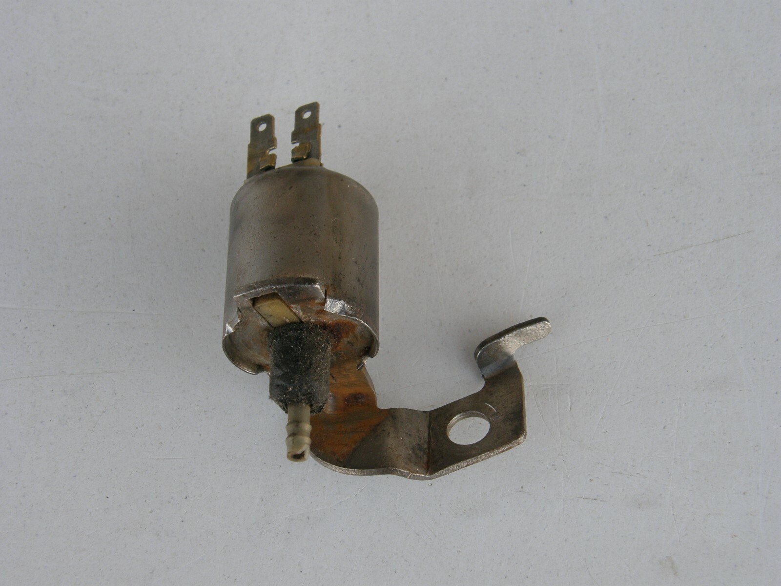 1997-2003 GM Chevy Buick Olds Pontiac TCS Solenoid & Bracket DR 1997433 ...