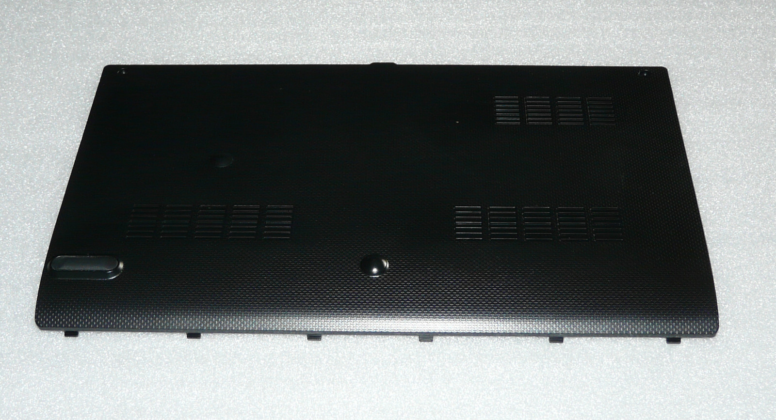 Abdeckung Gehäuse HDD Cover Door 13GN3X1AP031-1 für ASUS K73E, X73E ...