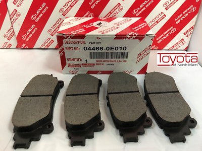 Genuine OEM Toyota 2011-2017 Sienna Rear Brake Pads 04466-0E010 New | eBay
