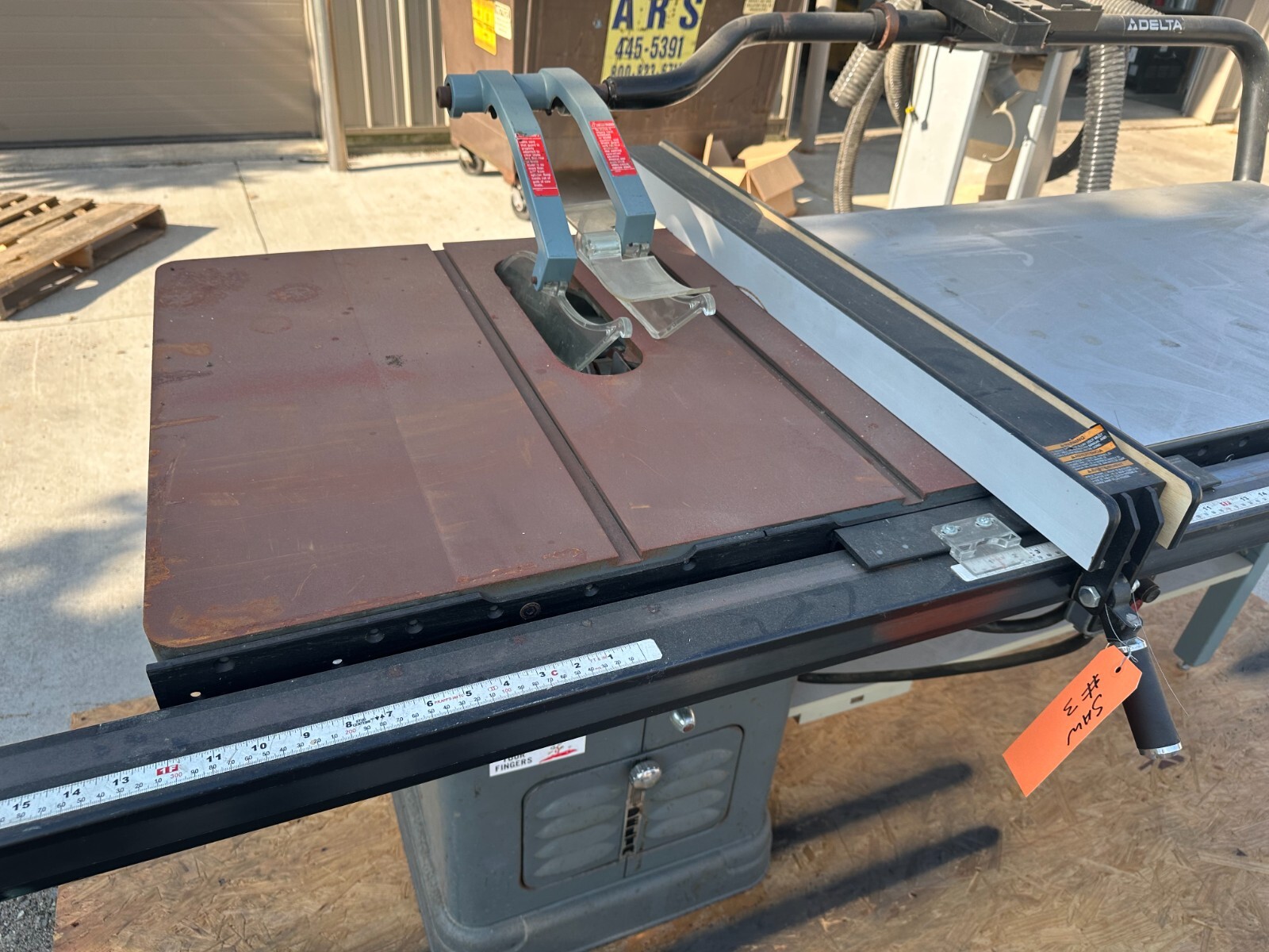 Delta Unisaw Table Saw , 34-450, 1-1/2hp, SN-40-7118, 220/440v, 3-PHASE ...