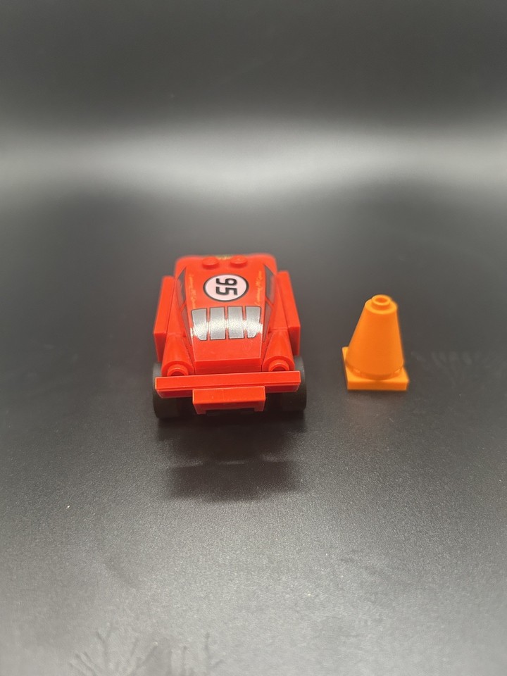 RARE LEGO Cars: Radiator Springs Lightning McQueen 8200 Complete Set ...