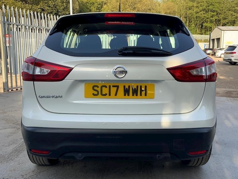 2017 Nissan Qashqai 1.2 DiG-T Acenta [Smart Vision Pack] 5dr HATCHBACK ...