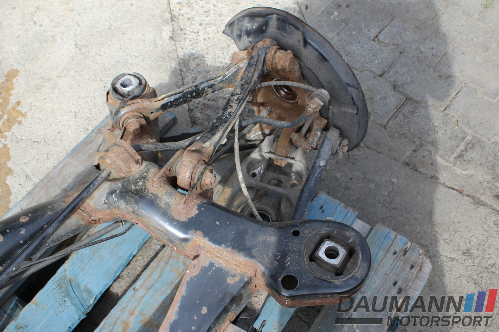 HINTERACHSE Original + BMW 3er E90 E91 E92 E93 325i Achse Achstäger ...