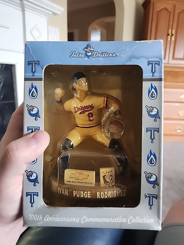 RARE IVAN PUDGE RODRIGUEZ HARTLAND TULSA DRILLERS STATUE new in box ...