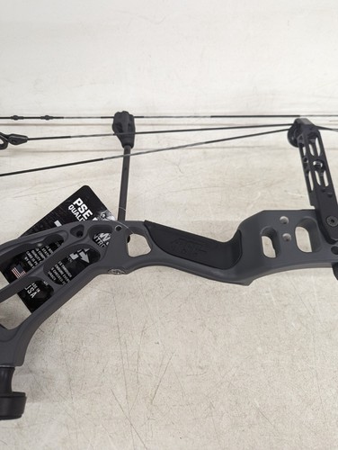 PSE Evolve 30 DS Right Handed 24.5-30 70lb Compound Bow Hunting Archery ...