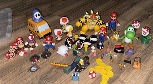 Jakks Pacific Nintendo 4" Figure Lot Super Mario Luigi Bowser Yoshi ...