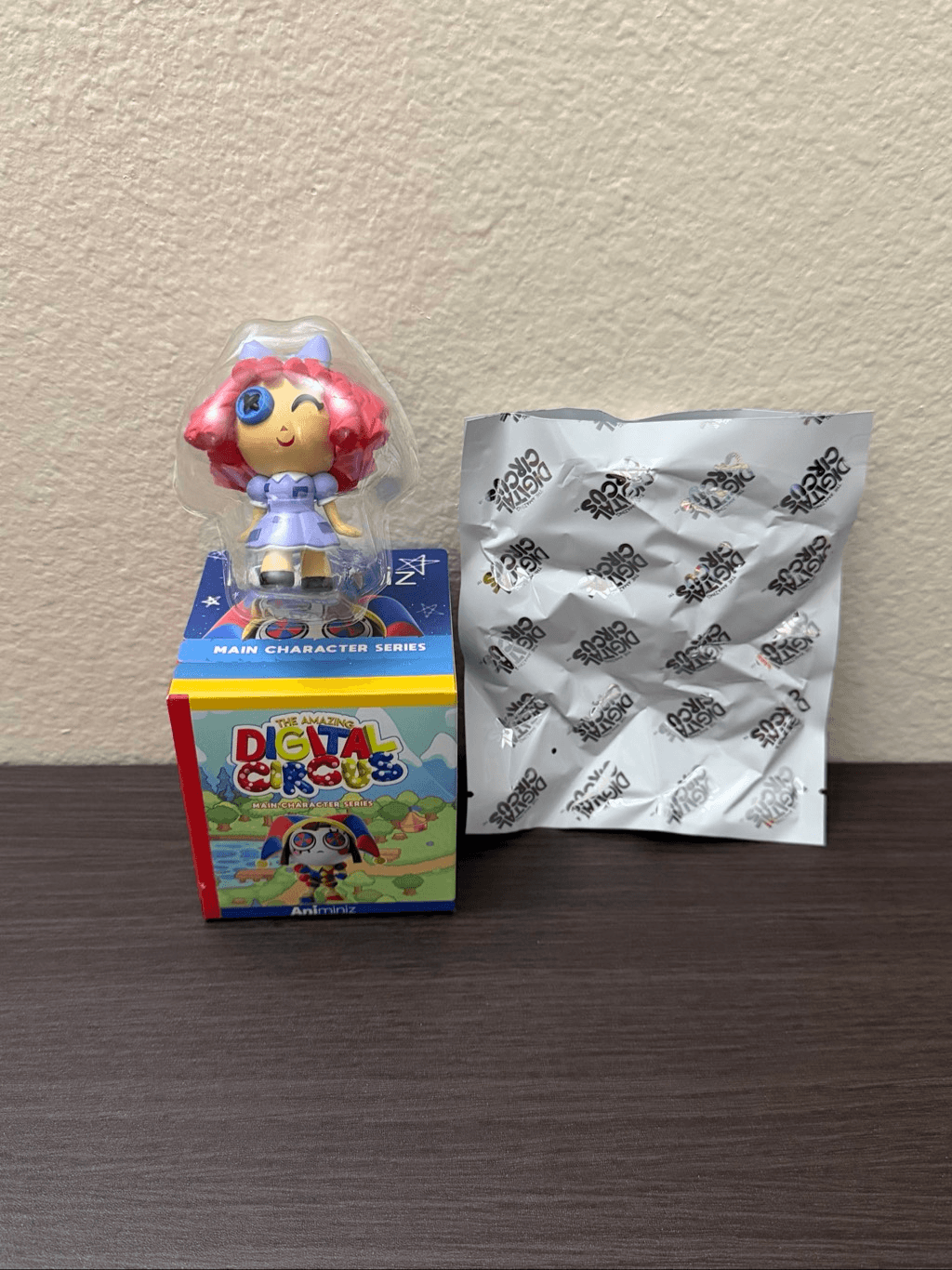 The Amazing Digital Circus Animiniz Main Character Series Figure 9089