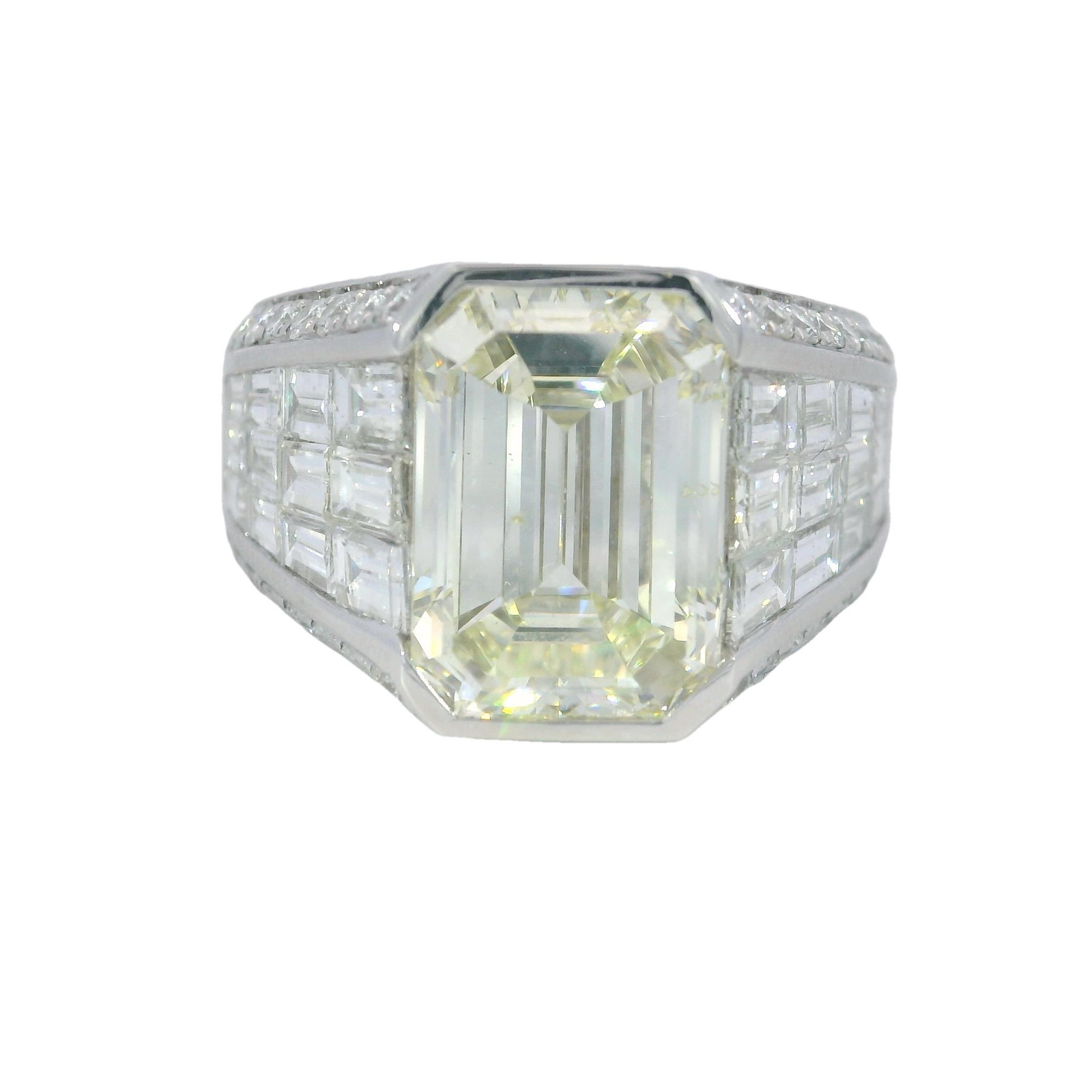 Invisible Set Diamond Emerald Cut Ring ~8.22CTW in 18… - Gem