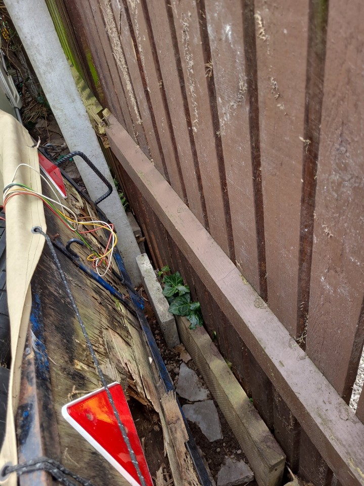 5ft6 X 3ft4 Trailer Wooden Sides metal frame | eBay UK